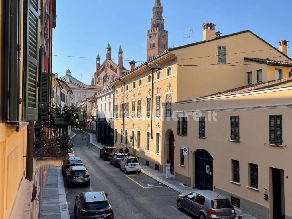 Stanza singola in affitto, affittasi camera singola via Geremia Bonomelli 23 Centro Cremona