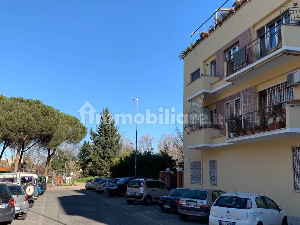 Affitto Appartamento Roma. Bilocale in via Tito Omboni. Ottimo stato ...