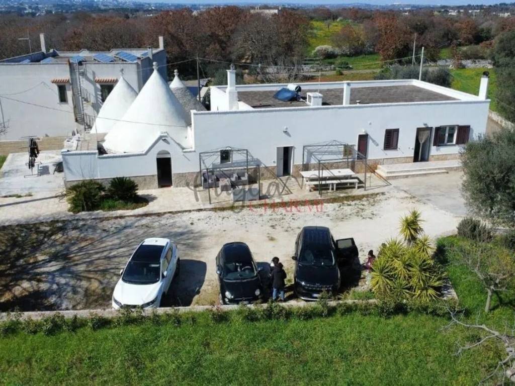Vendita Rustico in In Agro Di Ostuni Ostuni. Buono stato, 200 m², rif. 120488798