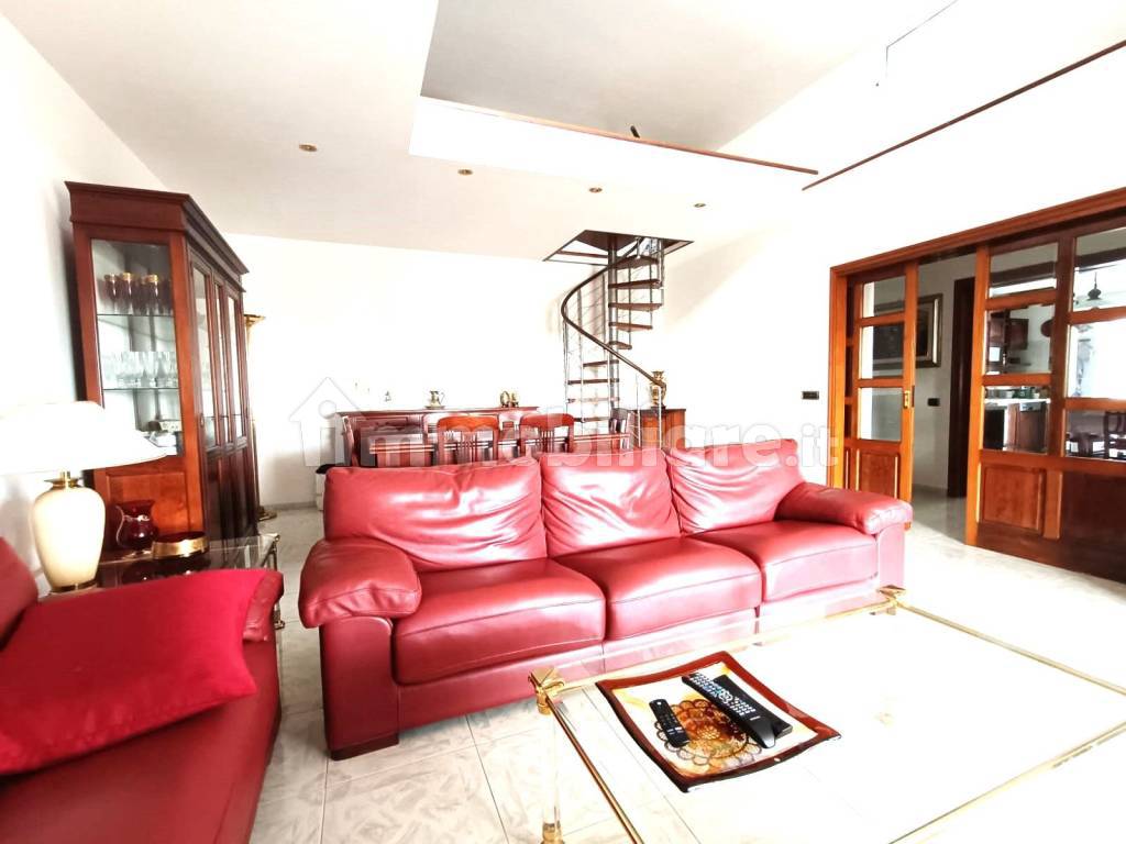 Sale Single family villa in via Filippo Naldi Rome. Good condition ...