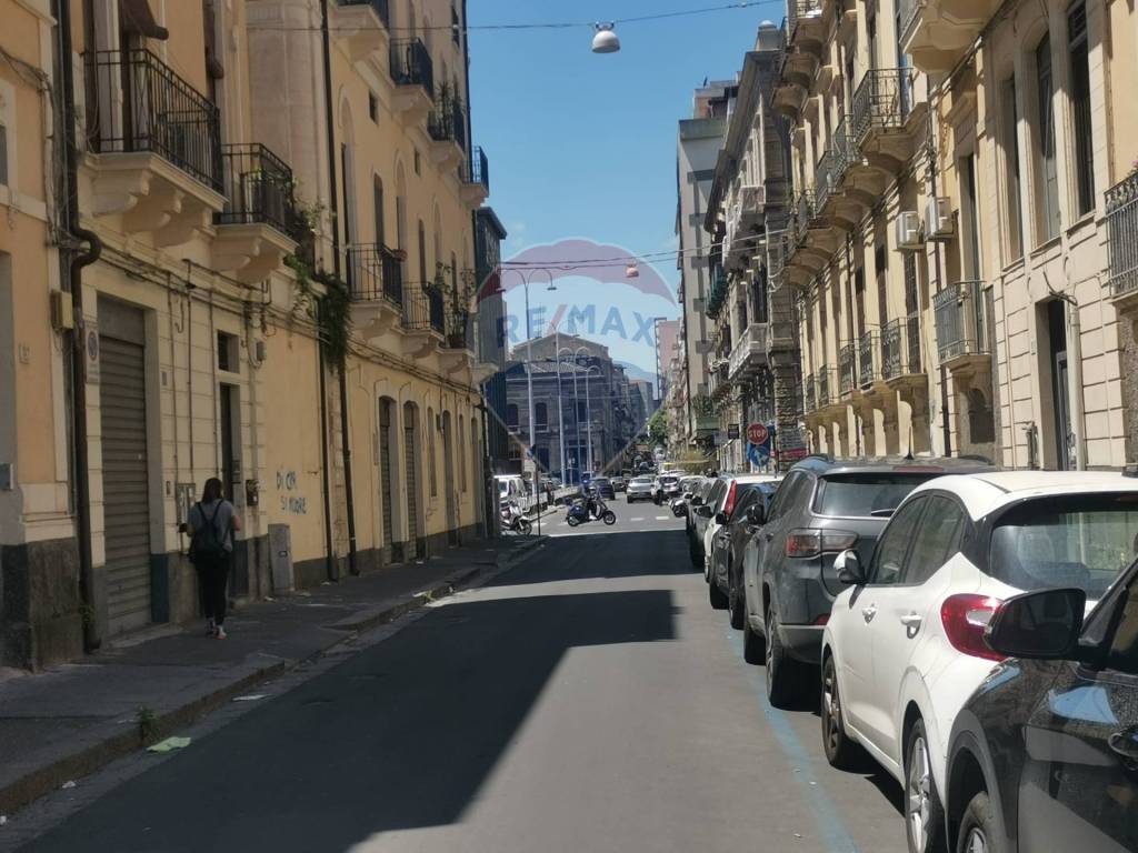 Affitto Appartamento Catania. Trilocale in via Firenze 107. Ottimo ...