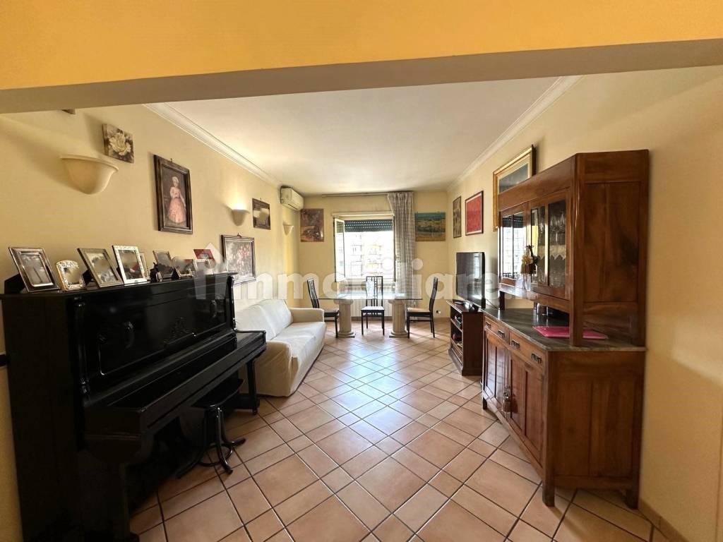 Sale Apartment Rome. 3-room flat in via Enrico Fermi. Good condition ...