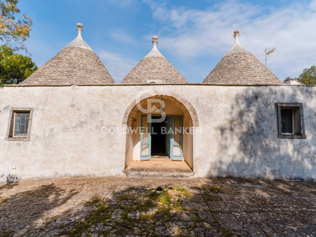 Sale Trullo in Contrada Grieco Sn Ostuni. Good condition, parking space ...