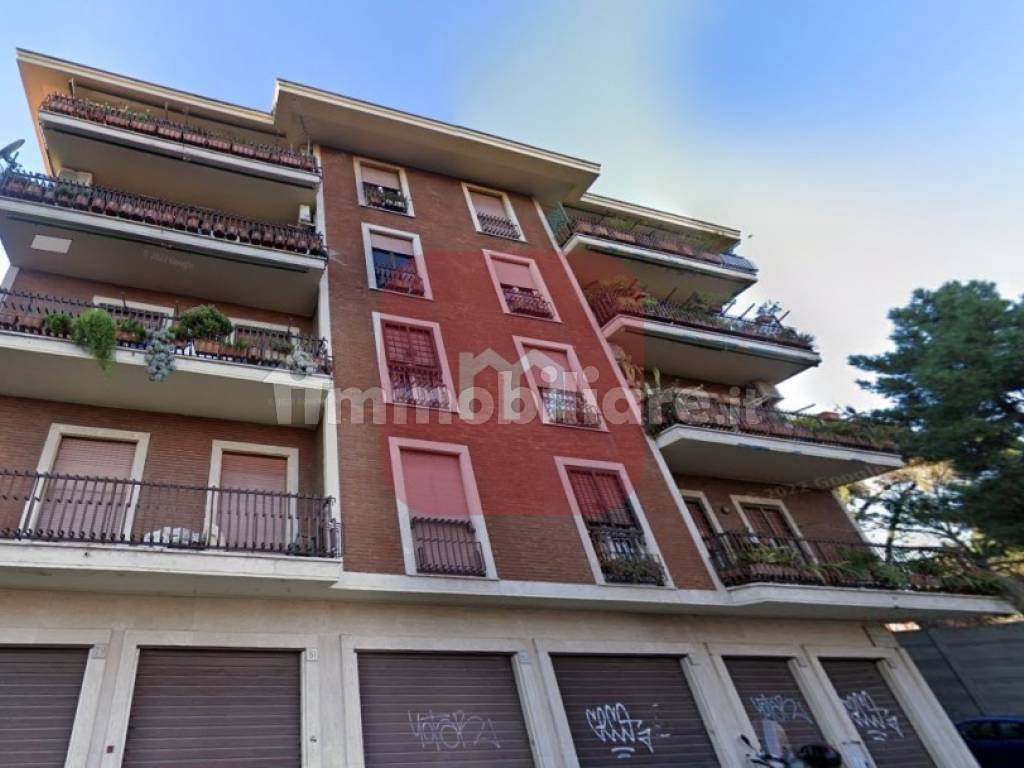 Vendita Appartamento Roma. Trilocale in via Beniamino Costantini. Da ...