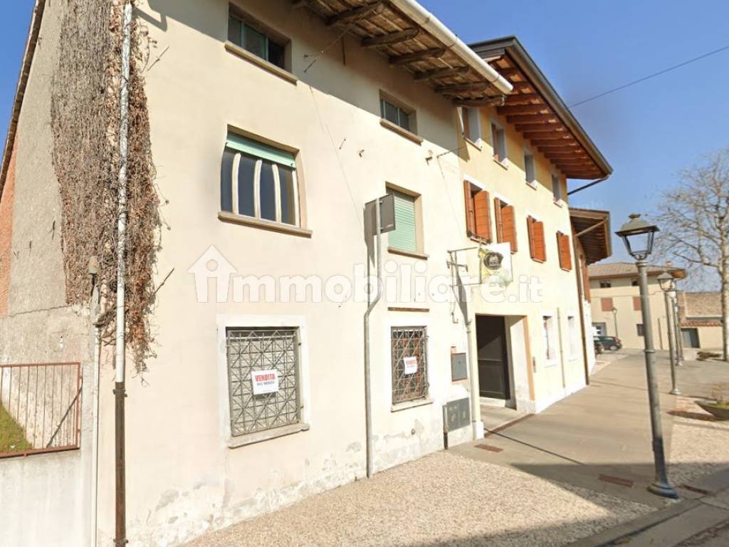 Locale commerciale via Roma 69, Castions di Strada, Rif. 120579362 ...