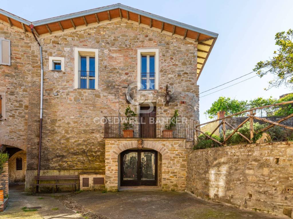 Vendita Rustico in Strada Castel d'Arno 28 Perugia. Ottimo stato, 220 ...