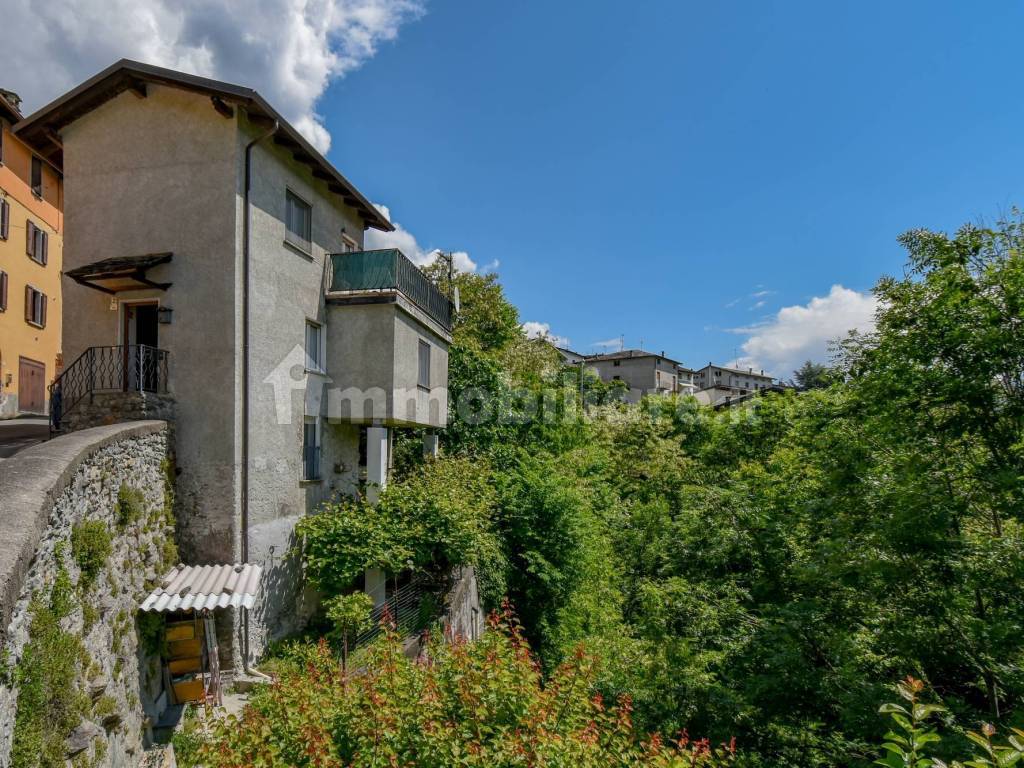 Vendita Villa unifamiliare in via Ponte Prada 196 Montagna in ...