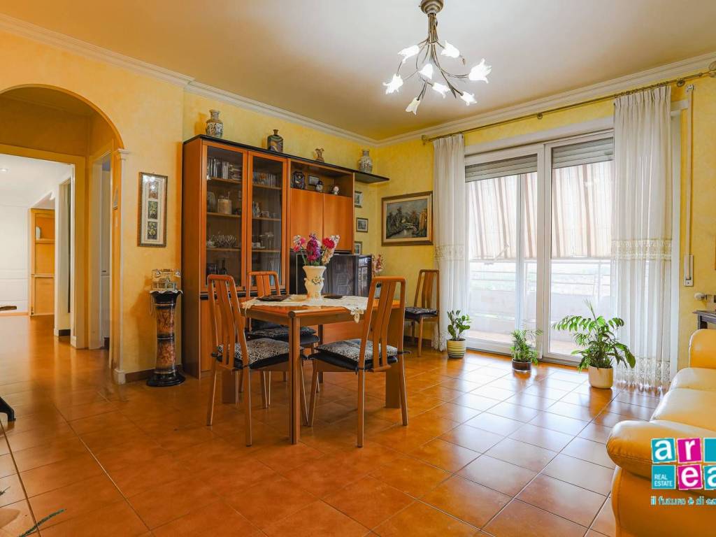 Vendita Appartamento Roma. Trilocale in via delle Vigne Nuove 551 ...