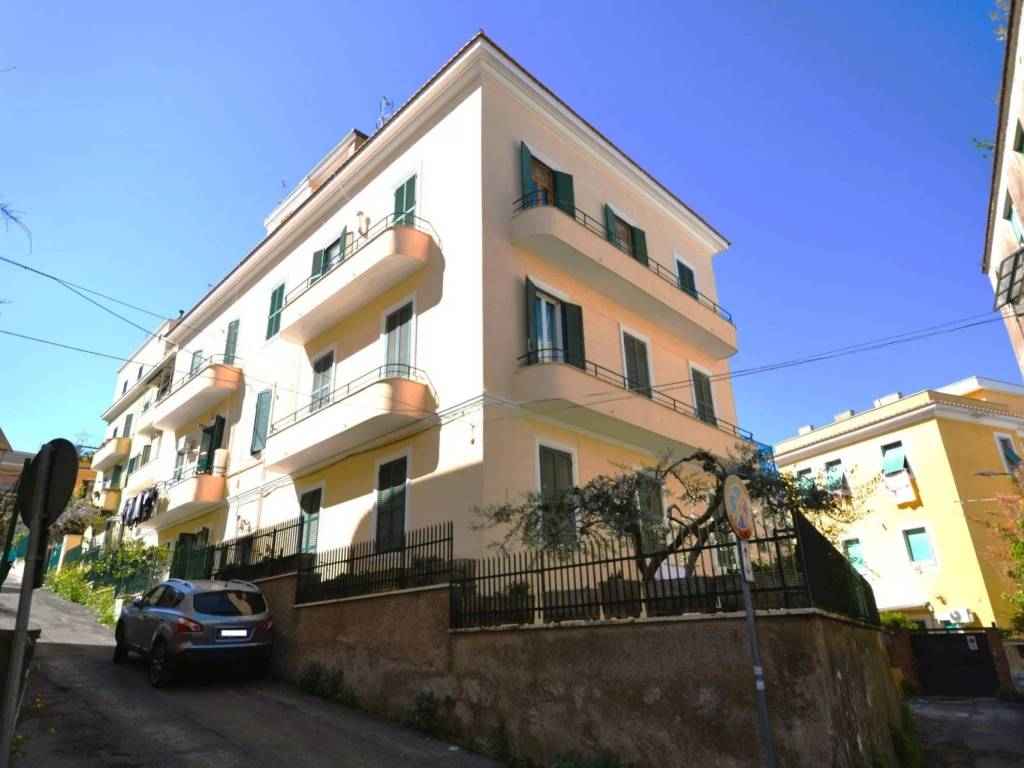 Vendita Appartamento Tivoli. Quadrilocale in via delle Rose. Da ...