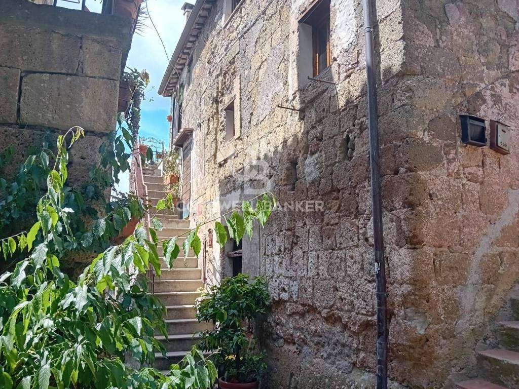 Vendita Appartamento Calcata. Quadrilocale in Calcata. Buono stato ...