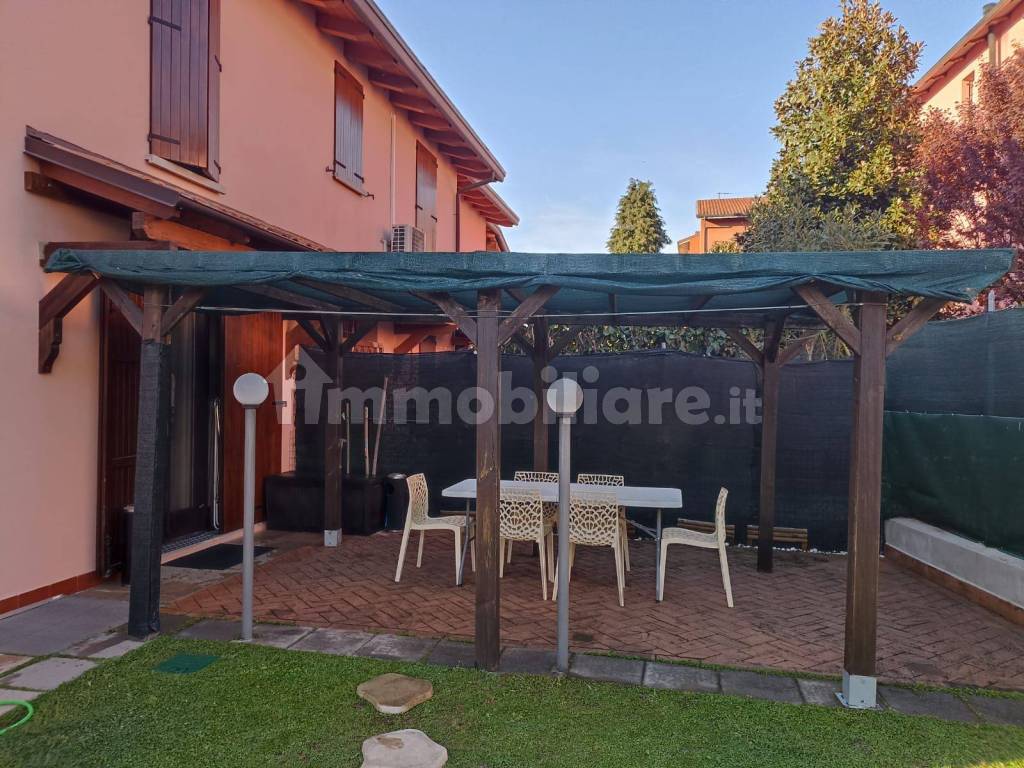Vendita Villa a schiera in via 25 Aprile Monte San Pietro. Ottimo stato ...
