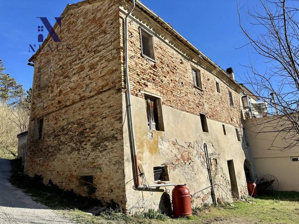 Vendita Rustico Colli al Metauro. 230 m², rif. 120649184