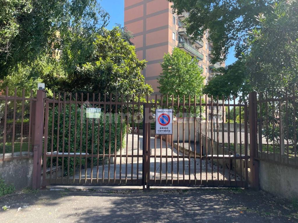 Garage - Box via Cassanese 200, Segrate, Rif. 120642588 - Immobiliare.it