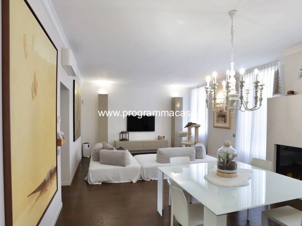 Vendita Appartamento Segrate. Trilocale in via Roma 7. Ottimo stato, su ...