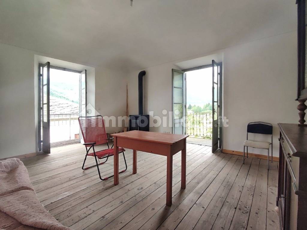 Vendita Appartamento Valchiusa. Trilocale in via Monte Marzo 40. Ottimo ...