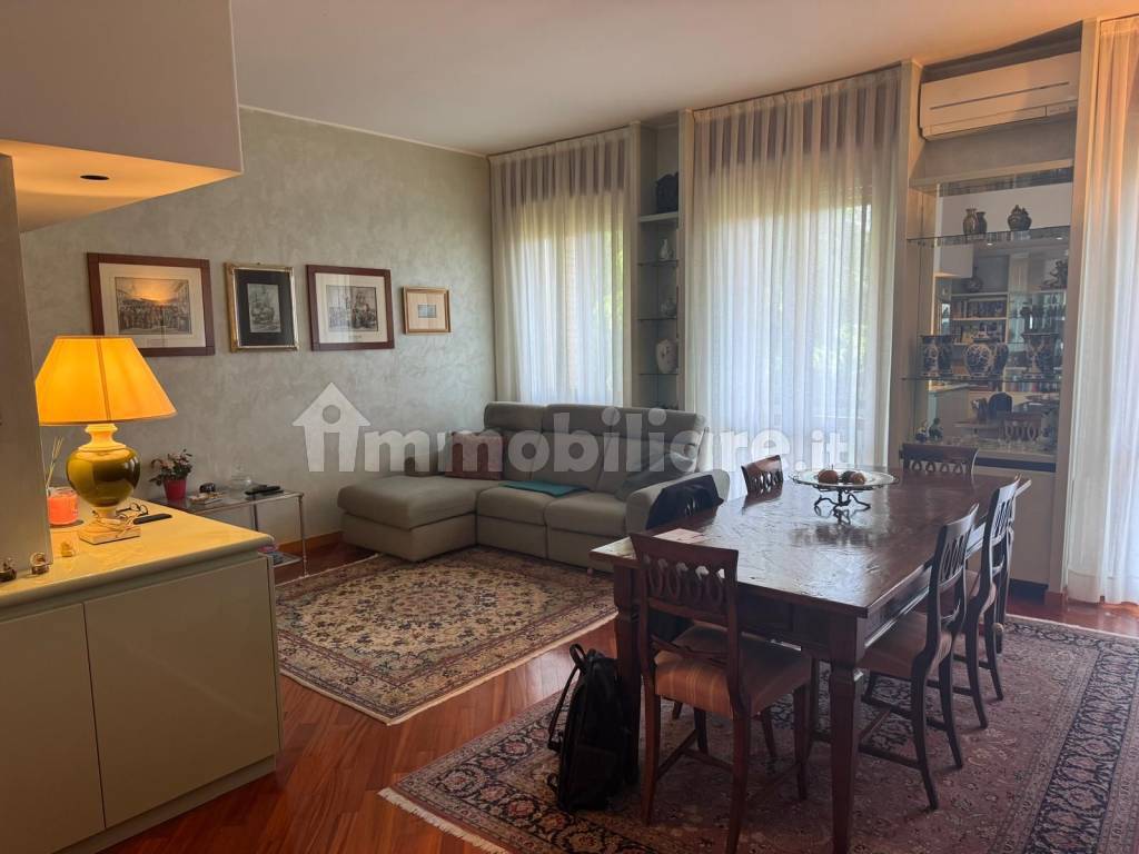 Vendita Appartamento Vigevano. Quadrilocale in corso Novara. Ottimo ...