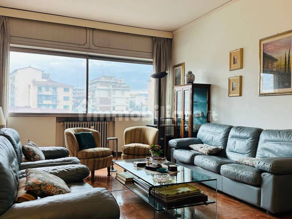 Vendita Appartamento in via Toselli. Firenze. Buono stato, terzo piano ...