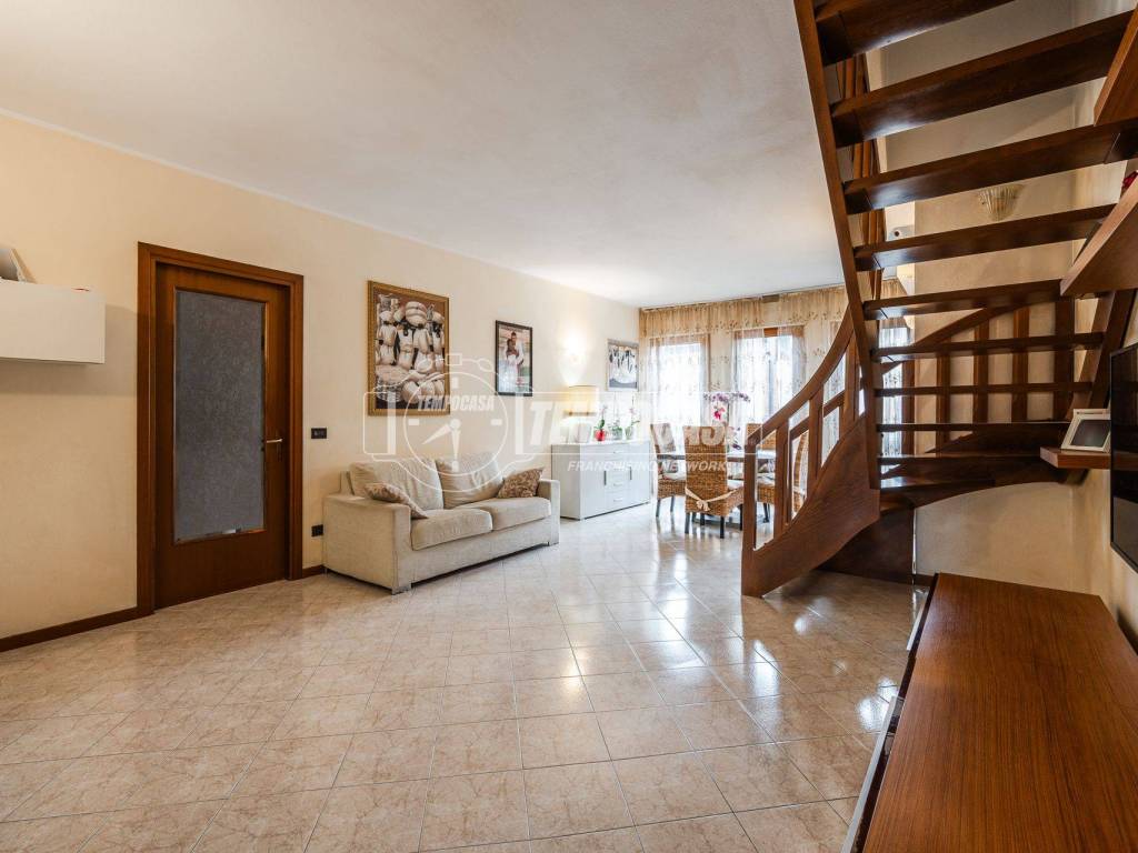 Vendita Appartamento Savignano sul Panaro. Quadrilocale in via A. Costa ...