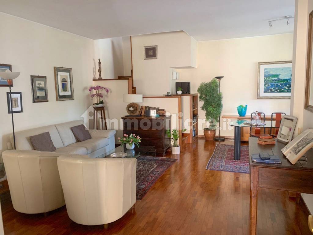 Vendita Appartamento in via Giuditta Sidoli. Parma. Buono stato, primo ...