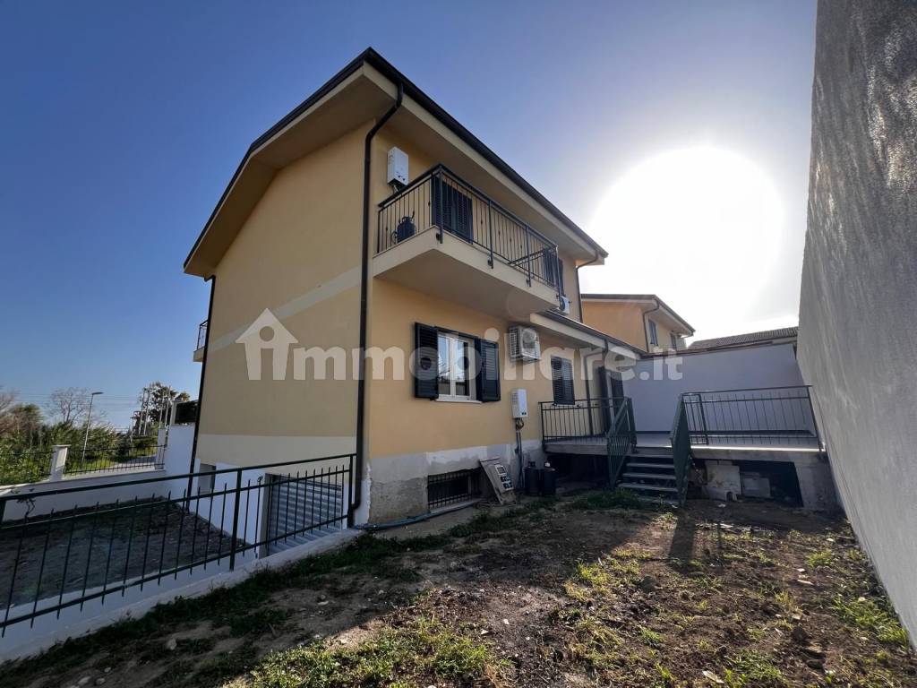 Vendita Villa unifamiliare in via Marco Centola Melito di Porto Salvo ...