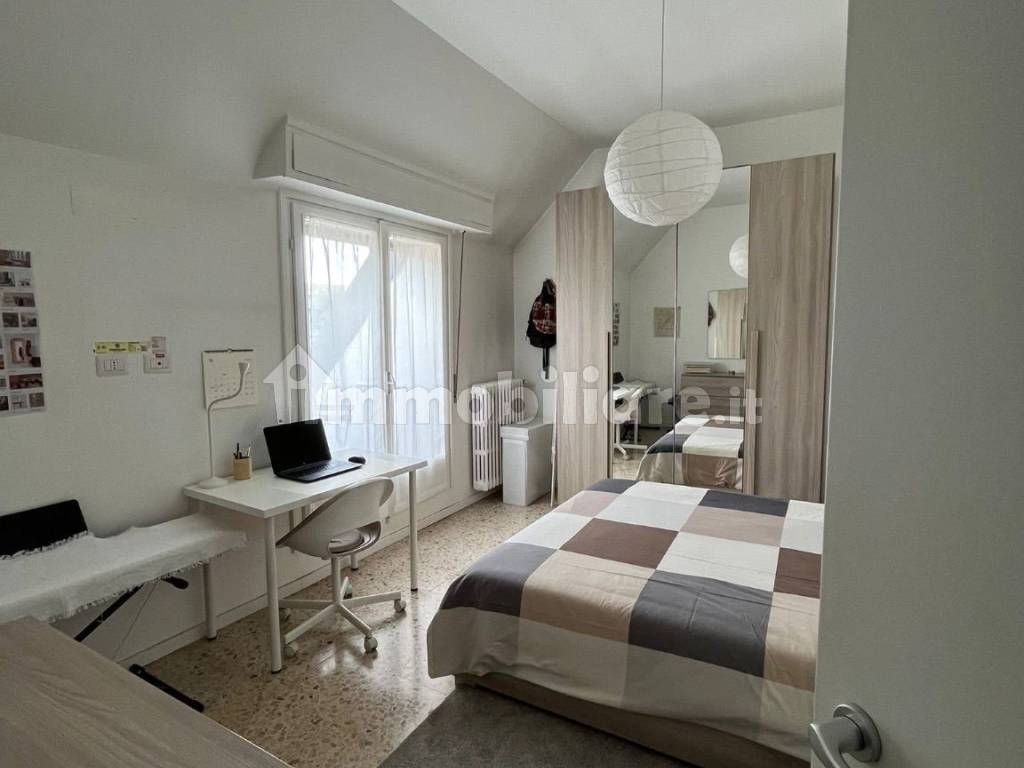 Stanza singola in affitto, affittasi camera singola via Giovanni ...