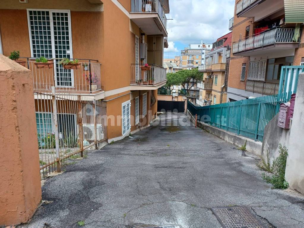 Garage - Box via Cardinale Garampi 109, Roma, Rif. 120752006 ...