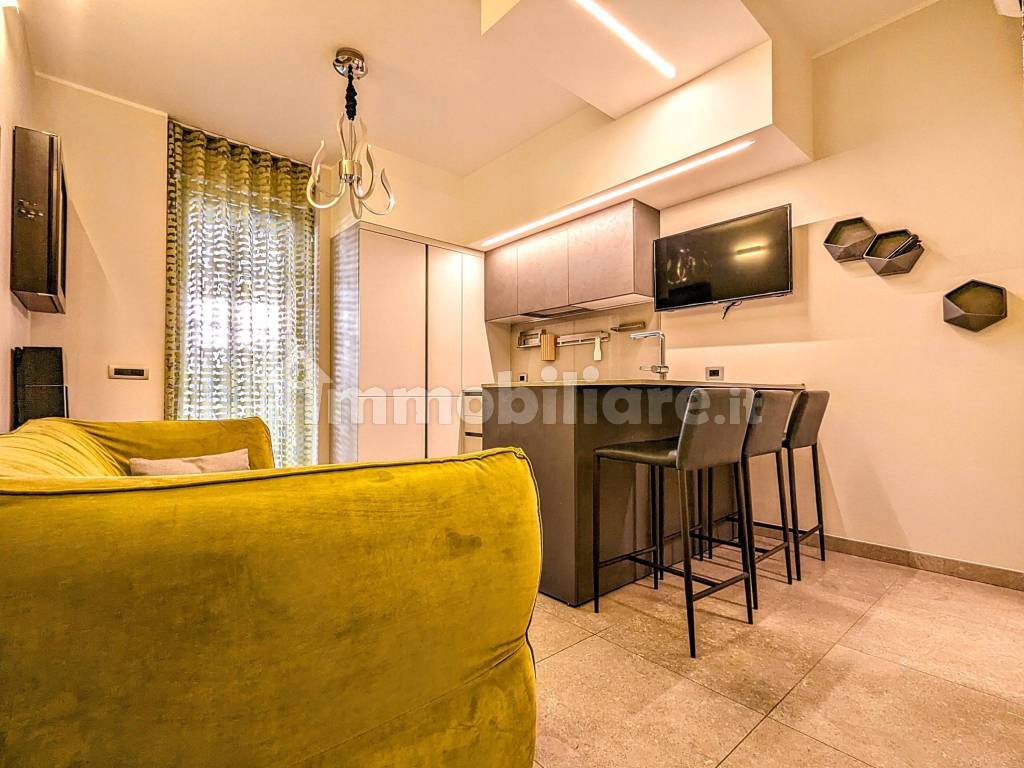 Vendita Appartamento Pavia. Bilocale in via Palestro 26. Ottimo stato ...