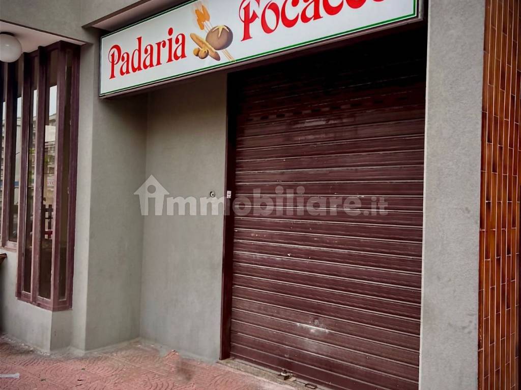 Fioraio corso Italia 332, Taranto, Rif. 120822914 - Immobiliare.it