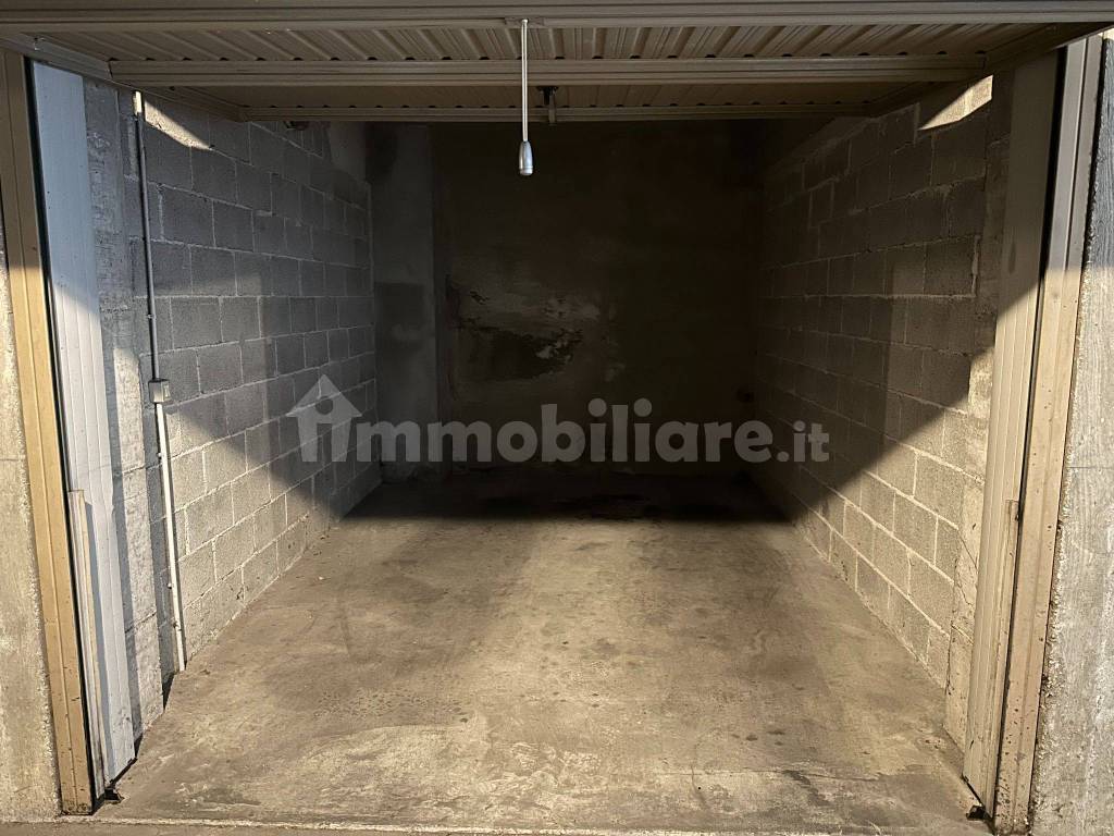Garage - Box via Roma 41, Udine, Rif. 120832188 - Immobiliare.it
