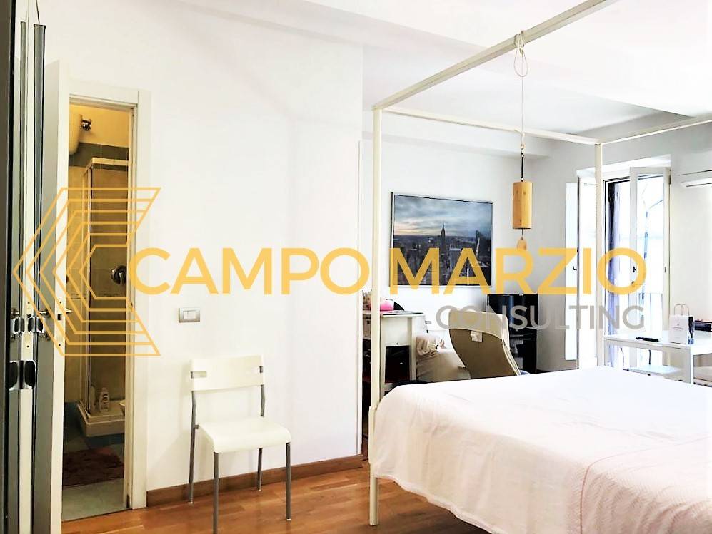 Rent Apartment Rome. 1-bedroom flat in piazza di San Marcello 6 ...