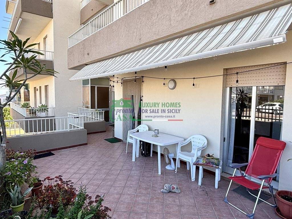 Vendita Appartamento in via Capri. Ragusa. Buono stato, piano terra ...