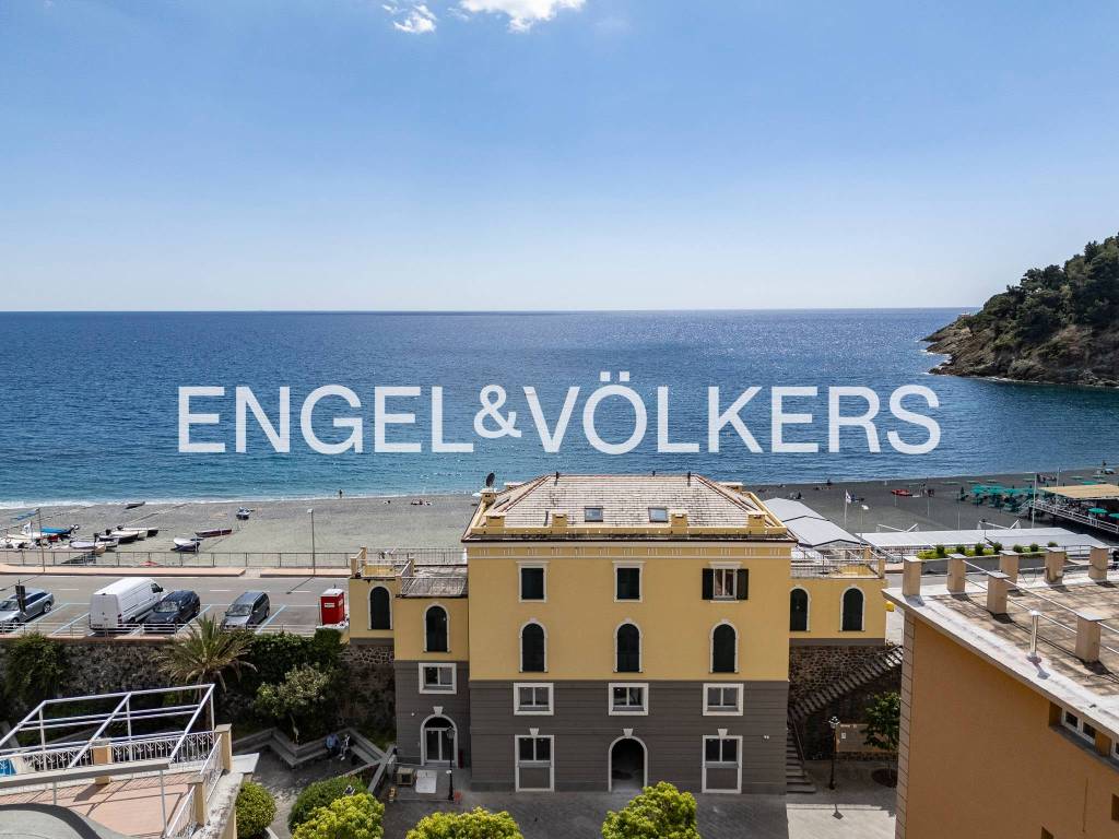 Vendita Appartamento Bonassola. Trilocale in via Fratelli Rezzano 3 ...