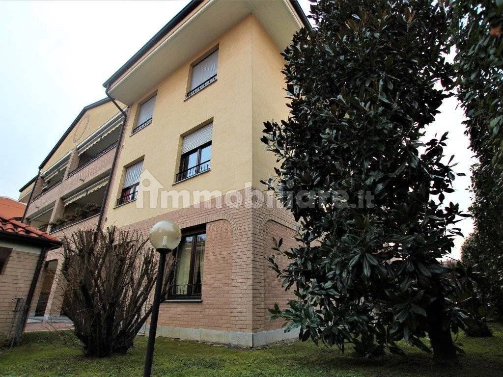 Vendita Appartamento in via della Repubblica 4. Cinisello Balsamo ...