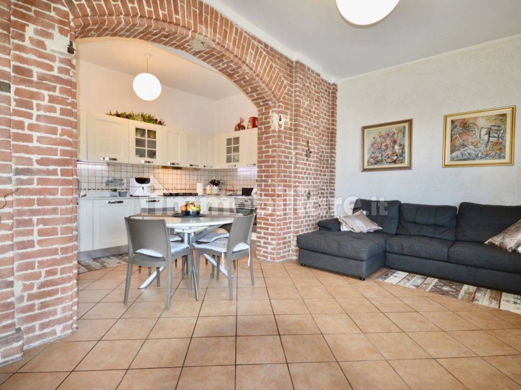 Vendita Appartamento Marentino. Trilocale in via Roma 19 bis. Buono ...