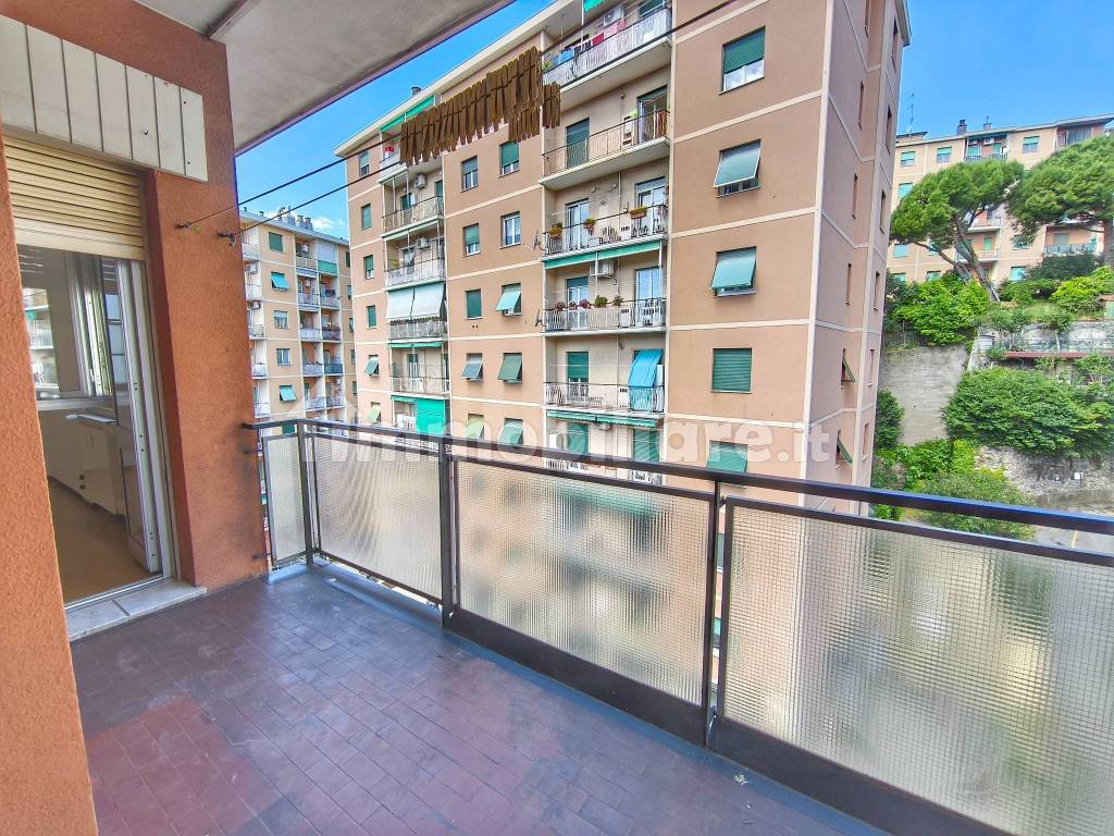 Vendita Appartamento in via Generale Manfredo Fanti. Genova. Buono ...