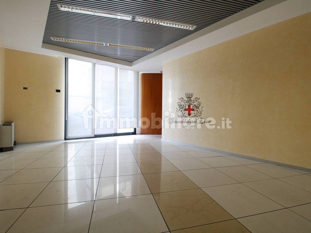 Locale commerciale via Pietro Andrea Saccardo 1, Milano, Rif. 120923546 ...