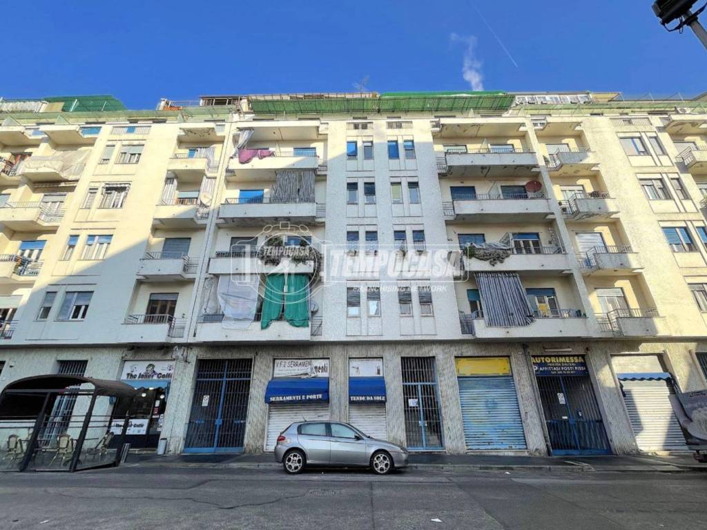 Vendita Appartamento Torino. Trilocale in via RONDISSONE 26. Ottimo ...