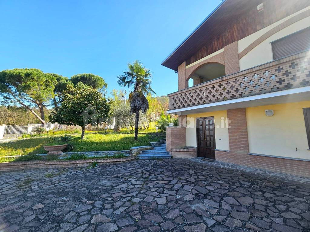 Vendita Villa unifamiliare in via Alessandro Manzoni 32 Godiasco Salice ...