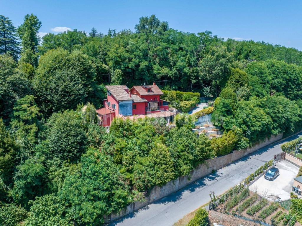 Vendita Villa bifamiliare in Colle dei Frati Zagarolo. Buono stato ...