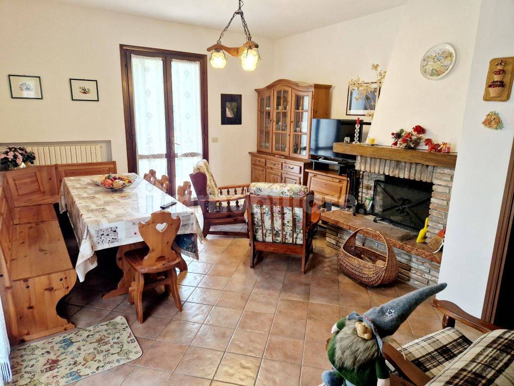 Vendita Appartamento in via Madonna del Ponte 1. Fanano. Ottimo stato ...