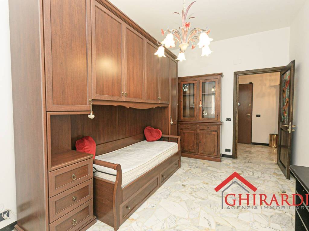 Affitto Appartamento Genova. Bilocale in via Borzoli 15C. Buono stato ...