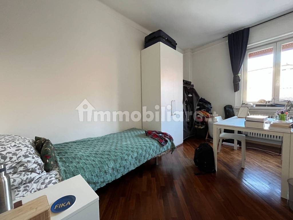 Stanza doppia in affitto, affittasi camera doppia Galleria Adria Centro ...