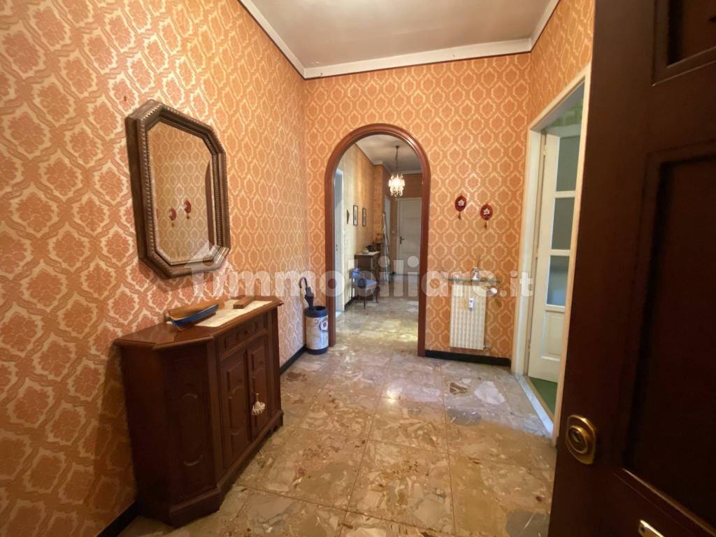 Vendita Appartamento Genova. Trilocale in via Gio Batta Roggerone 12 ...