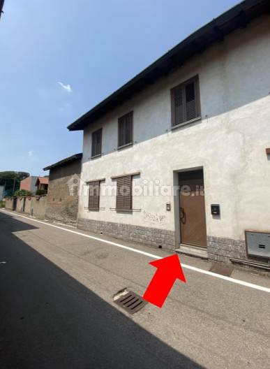 Asta per casa indipendente, via Roma 18 Casorezzo, rif. 121077248 - Immobiliare.it