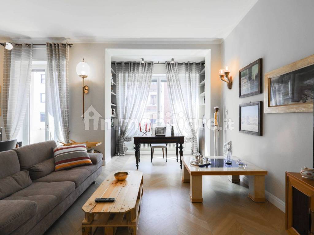 Vendita Appartamento Milano. Trilocale in via Raimondo Franchetti ...