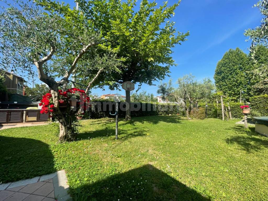 Vendita Villa unifamiliare Montale. Ottimo stato, posto auto ...