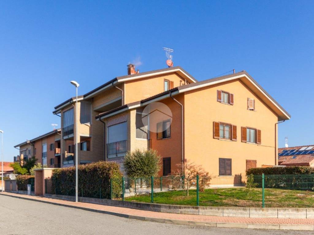 Vendita Appartamento Rondissone. Bilocale in via Massimo D'Azeglio 7 ...