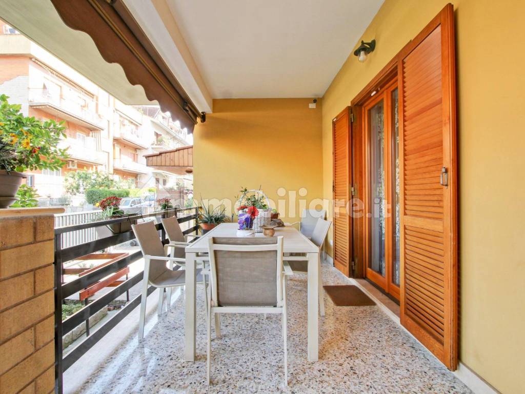 Vendita Appartamento Monterotondo. Quadrilocale in via Nino Bixio ...