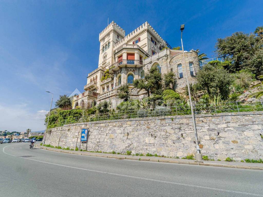 Vendita Appartamento in via cinque maggio 77/a. Genova. Ottimo stato ...