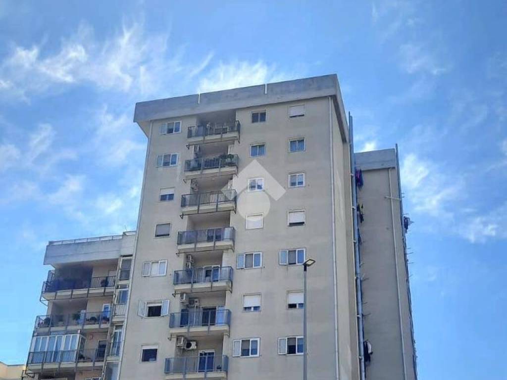 Vendita Appartamento Modugno. Trilocale in via Molise 6. Buono stato ...